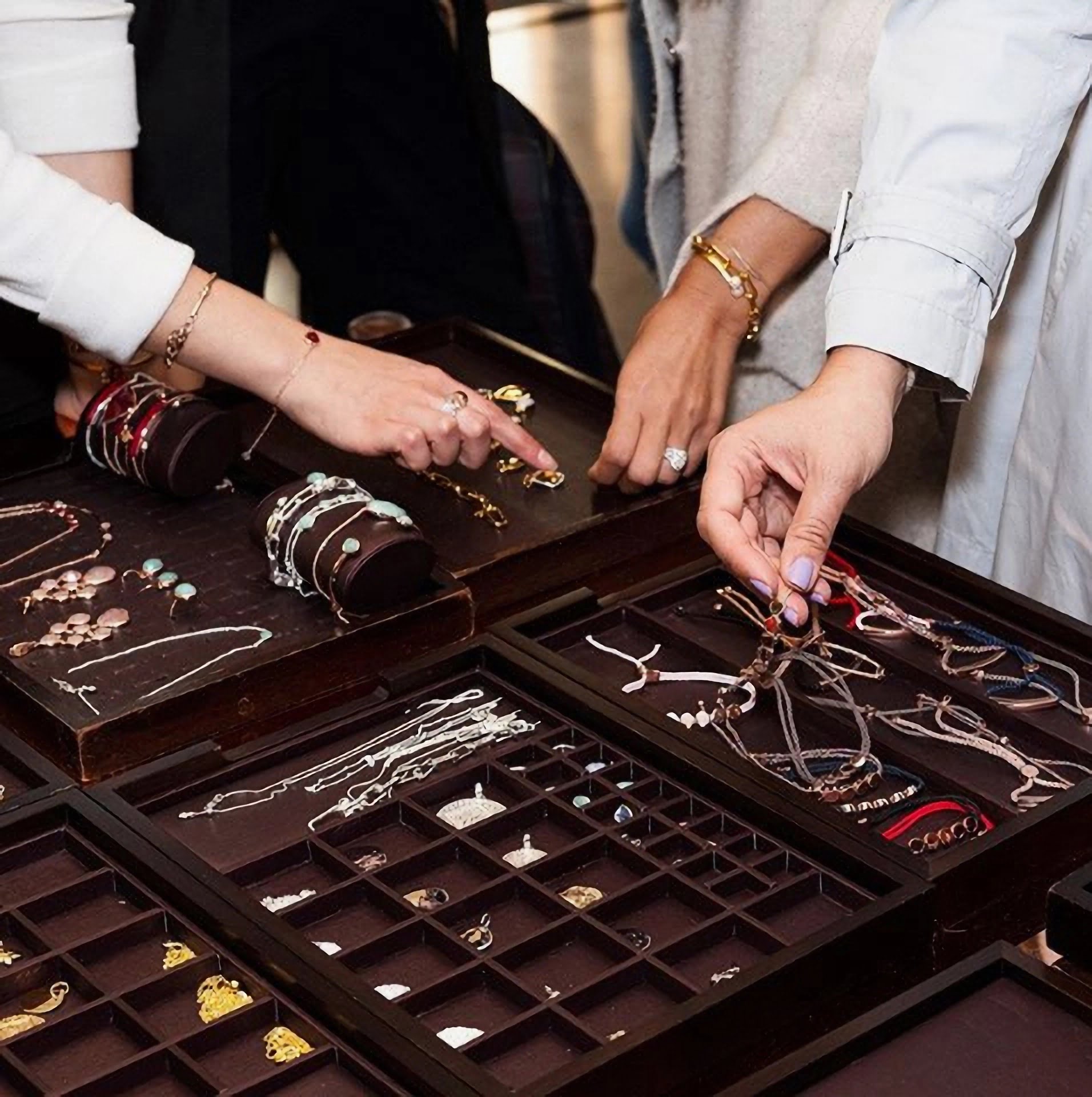 Jewelry Sample Sales & Business Success: A Comprehensive Guide ...