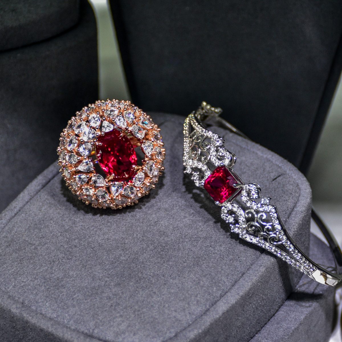 How Gemstones Colors Impact Mood and Perception